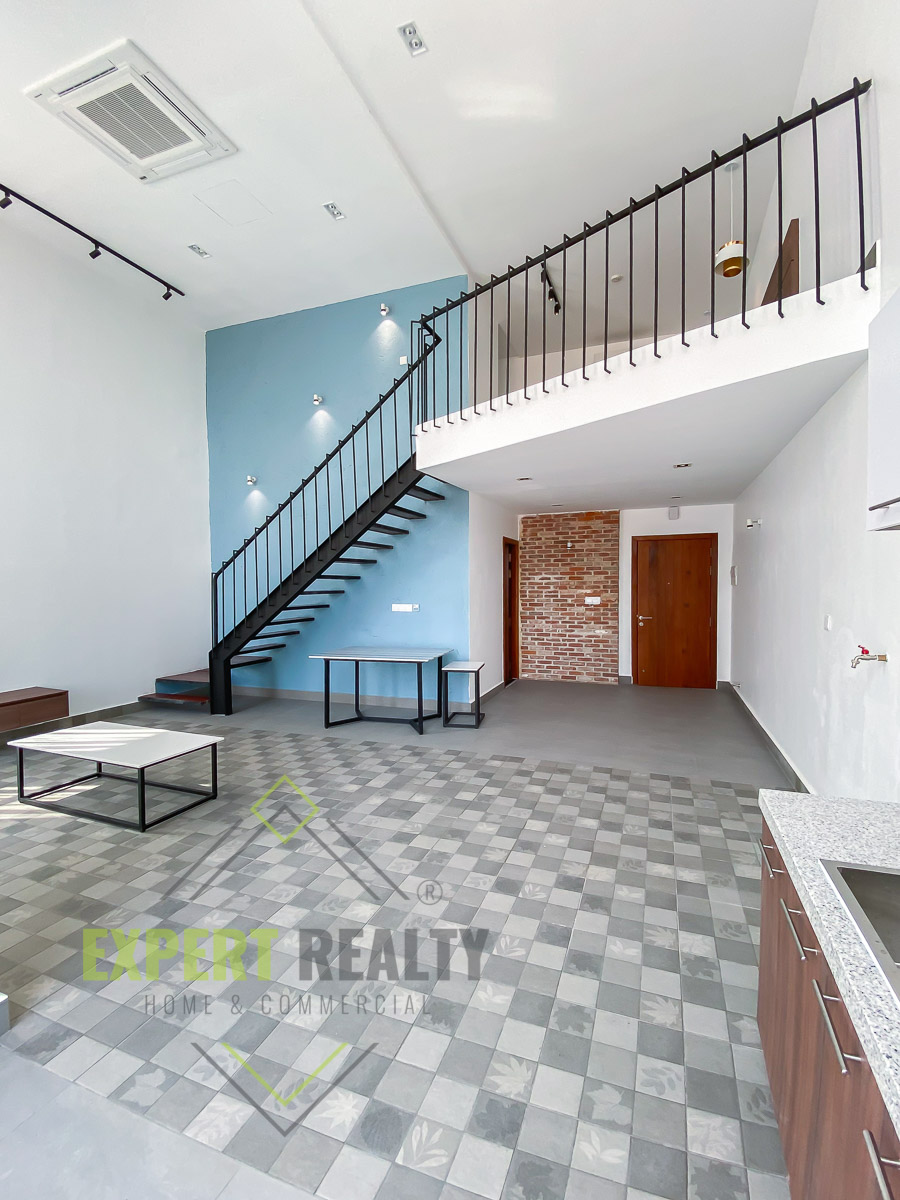 1 Bedroom Duplex Apartment for Rent with Gym and Swimming Pool in BKK1 ...